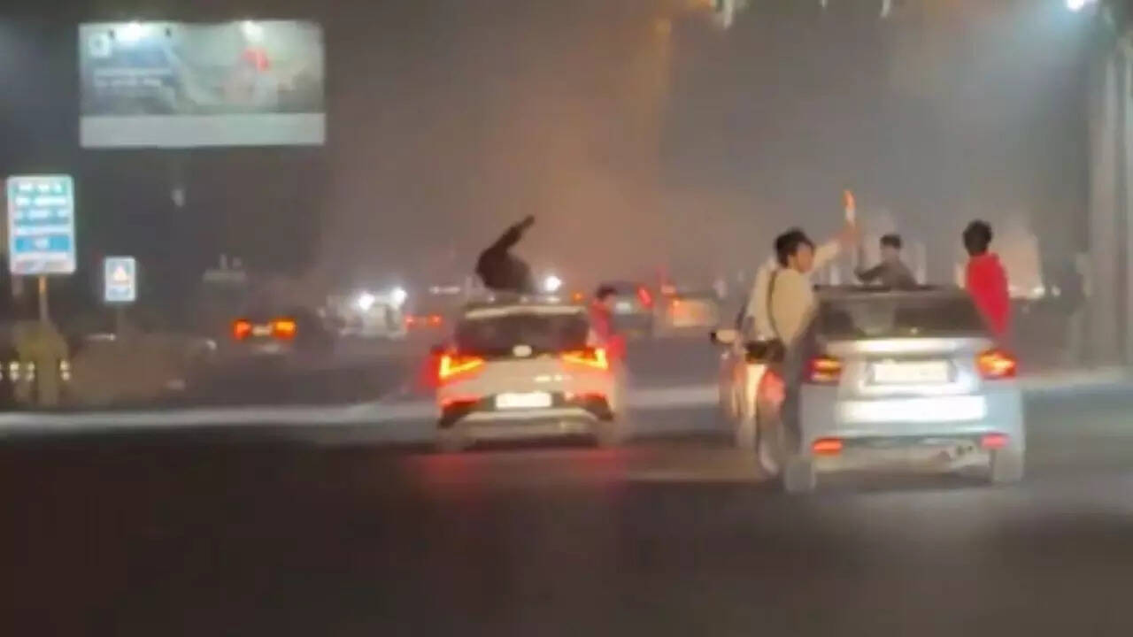 Watch: Men in high-speed cars perform deadly stunts; Delhi Police takes ...