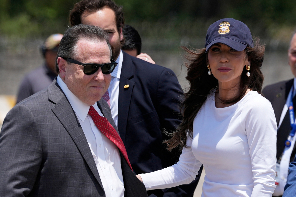 Kristi Noem visits notorious Salvadoran jail holding deported Venezuelans