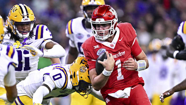 Houston Cougars close out season with win vs. LSU in Texas Bowl