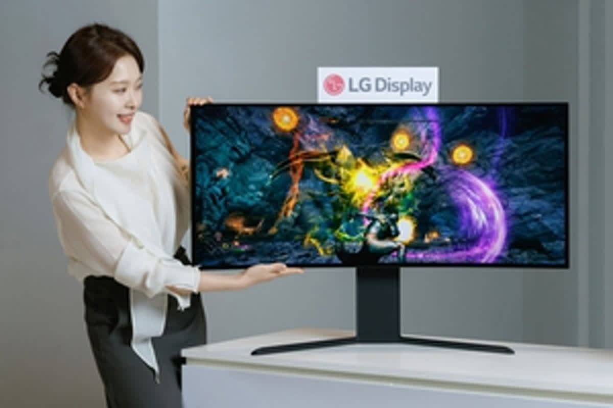 LGD, CES 2026서 '모니터용 OLED' 등 대거 공개