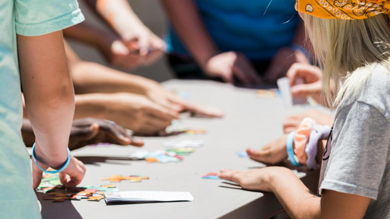 Nace una plataforma para fomentar el uso del catalán en el patio de las ...