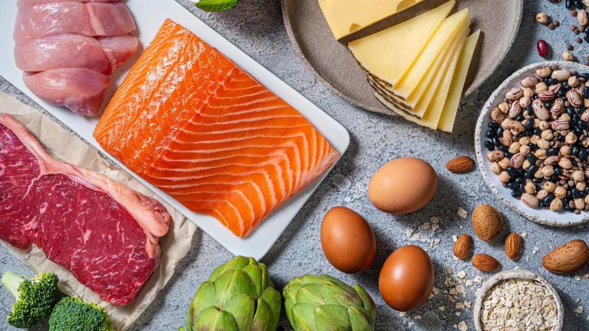 Si quieres aumentar la masa muscular, estos son los 7 alimentos que ...