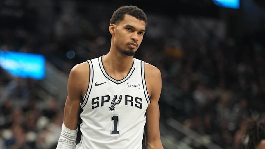 Spurs' 8-game win streak snapped; Jazz deliver humbling 'punch in the ...