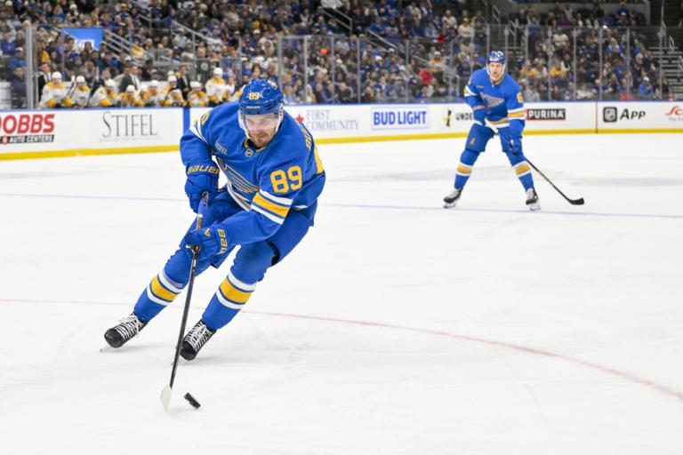 Pavel Buchnevich, Blues snap Predators' 3-game winning streak