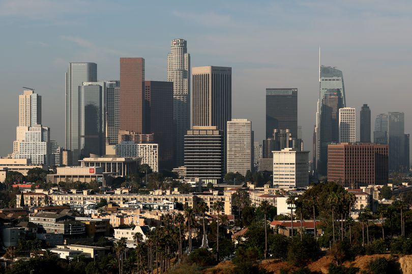 Massive gas line explosion shuts down Los Angeles freeway, triggers ...
