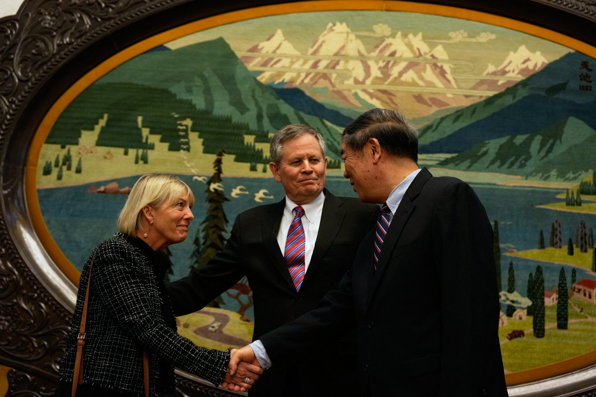 Pro-Trump senator Steve Daines meets with Chinese premier for high ...