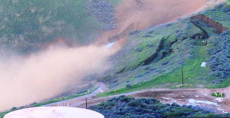 Gas line rupture in Castaic prompts 5 Freeway closure, shelter-in-place ...