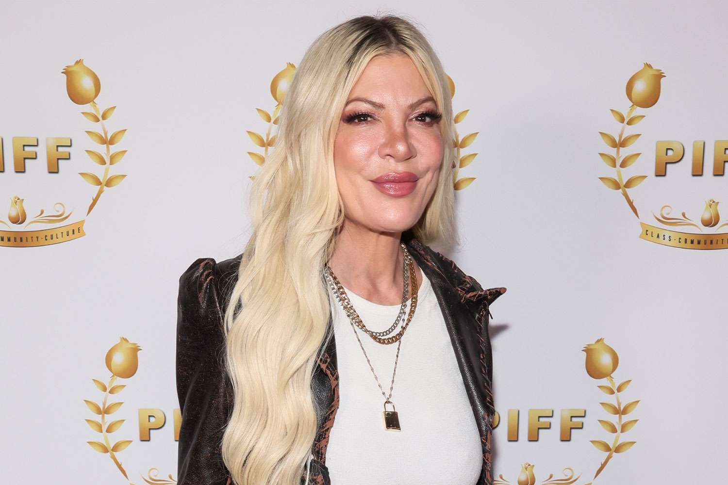 Tori Spelling cancels Las Vegas event with Brian Austin Green for ...