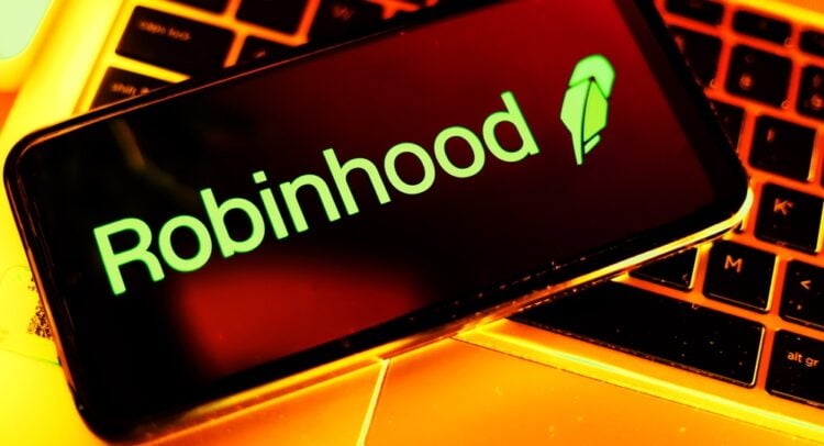 TipRanks’ all-star analyst – who is the best on Robinhood stock (HOOD)?