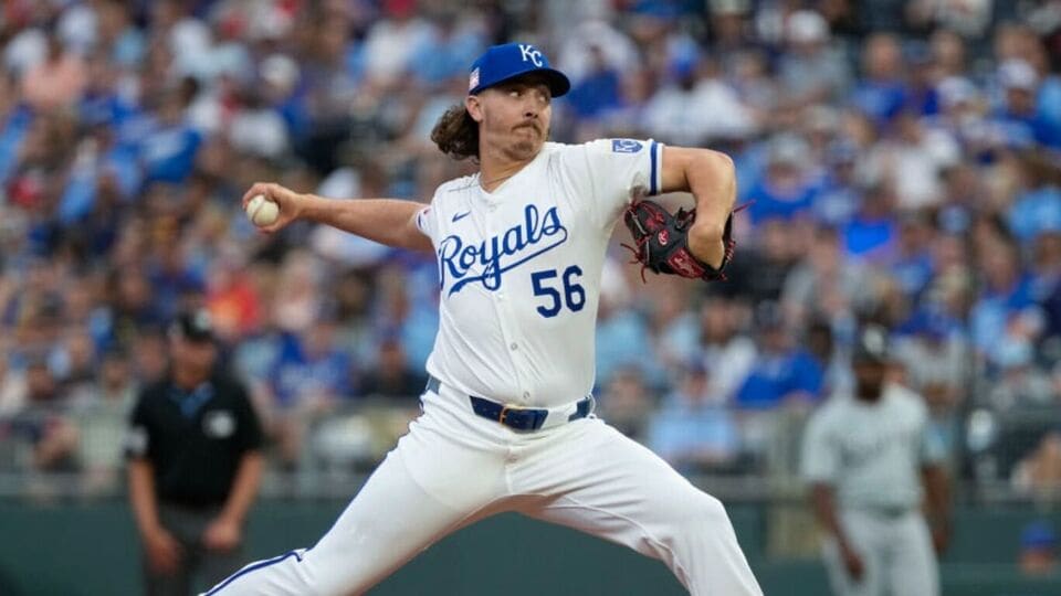 Hunter Harvey inks deal with Chicago Cubs to bolster bullpen