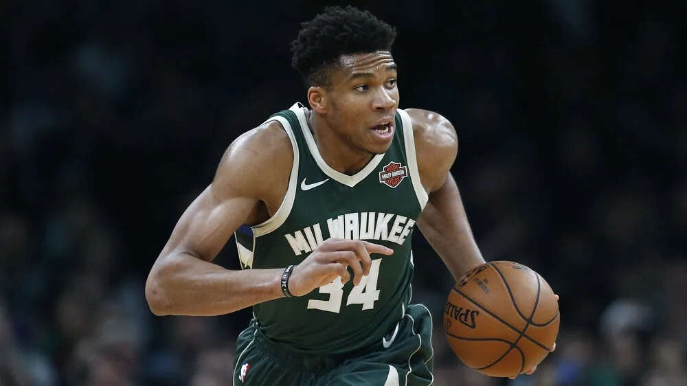 NBA injury report: Is Giannis Antetokounmpo playing tonight? Star set ...