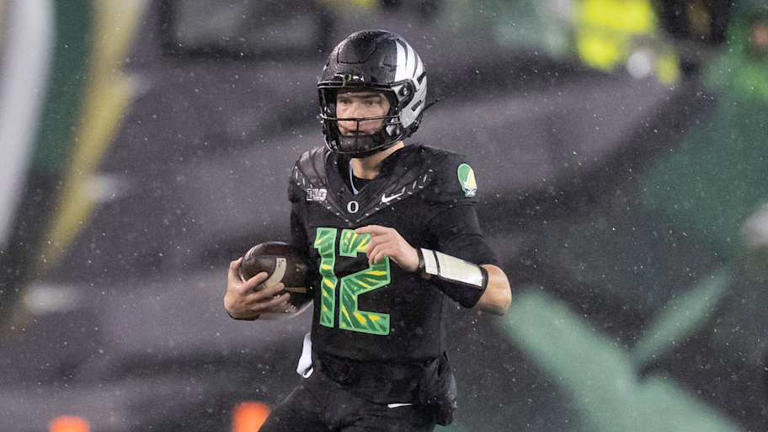 Oregon quarterback Austin Novosad's likely landing spot after transfer ...