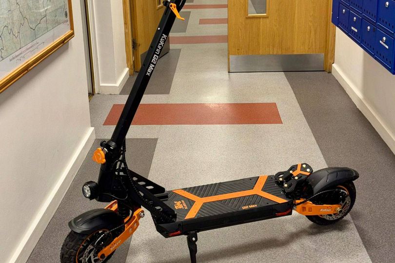 Gardaí issue warning as they seize e-scooter after rider weaves through ...
