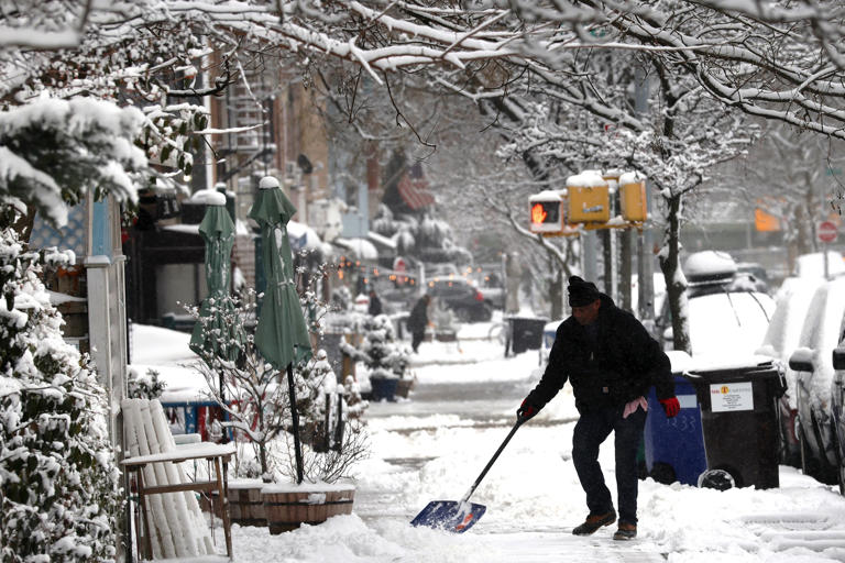 Winter weather hits northeast as new storm system moves across country