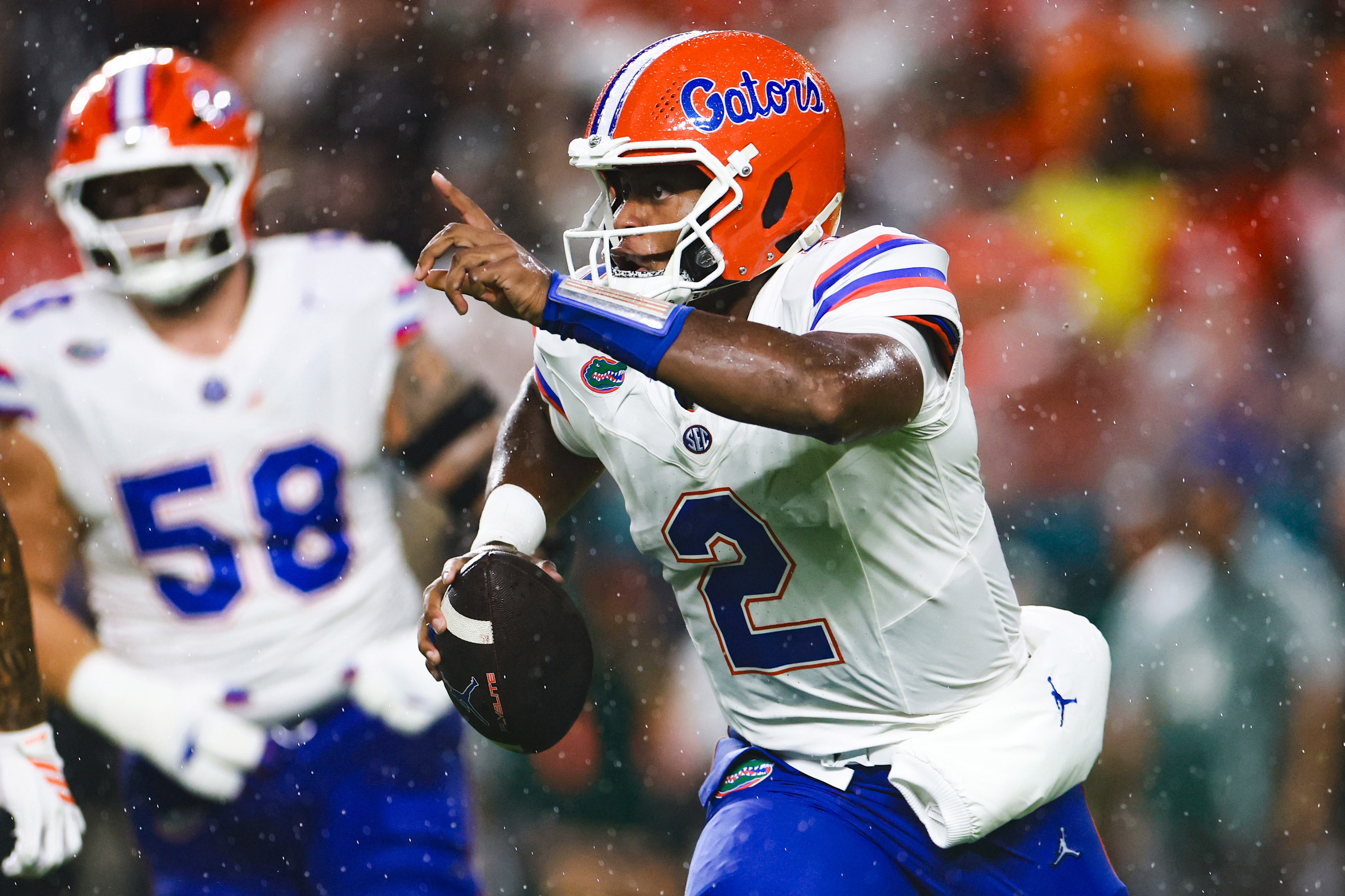 SEC football transfer portal tracker live updates: Team-by-team ins, outs