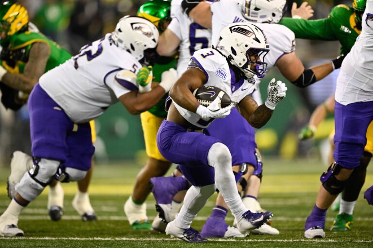 JMU star RB Wayne Knight makes major decision after All-American season