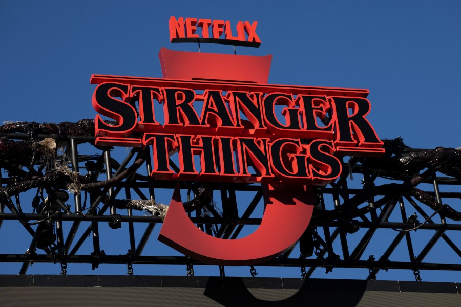 St. Louis, Six Flags get spotlight in new 'Stranger Things' episode