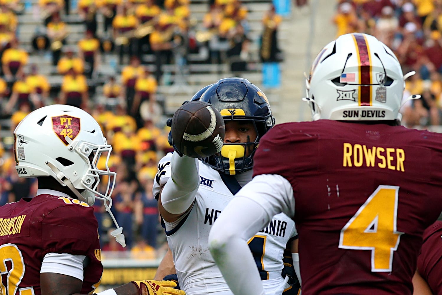 West Virginia wide receiver Cam Vaughn to enter transfer portal