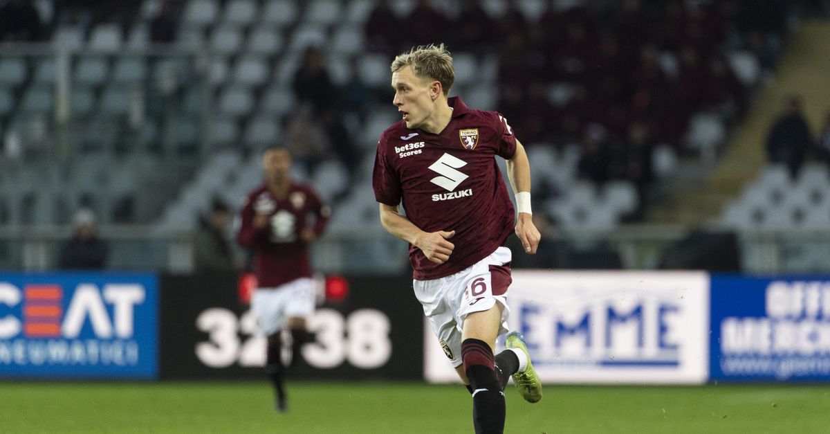 Torino-Cagliari 1-2, problema al ginocchio per Pedersen: domani gli esami