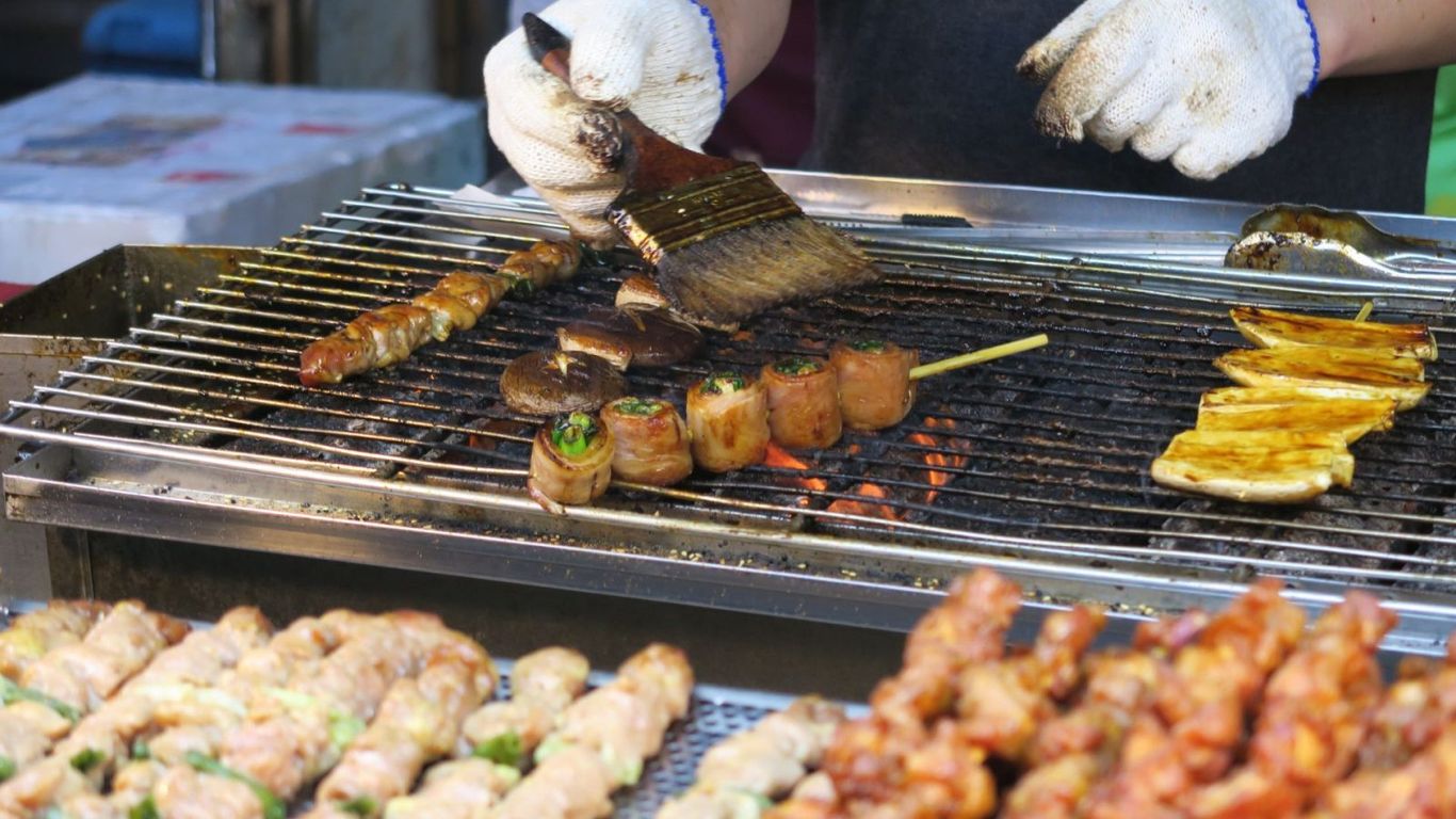 Awadhi flavours to late-night bites: A guide to Lucknow's food culture