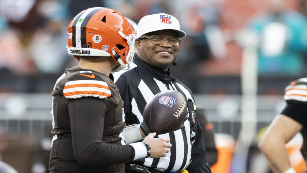 Browns Elevate Veteran Qb From Practice Squad For Matchup Vs Steelers