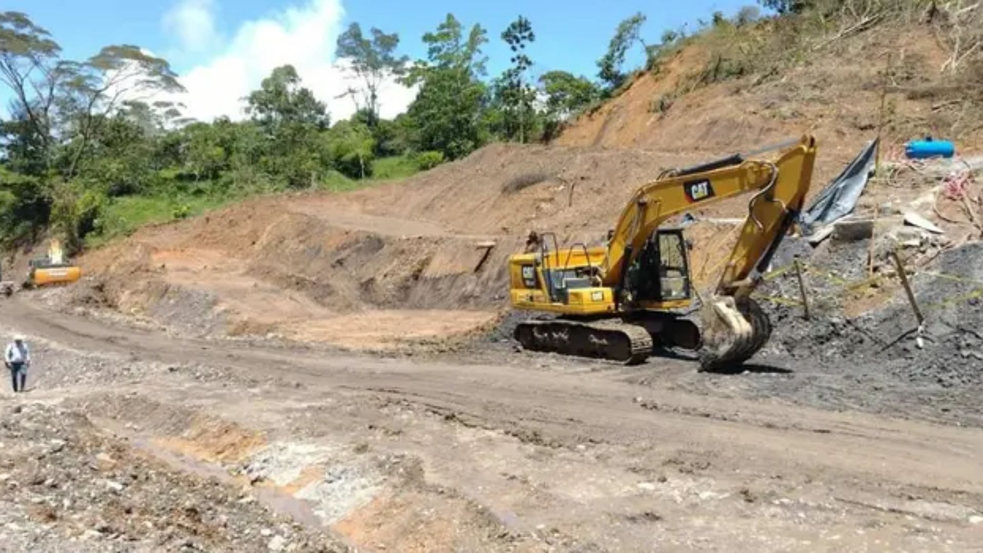 Comunidades le devuelven la vida a la Transversal del Carare con paso ...
