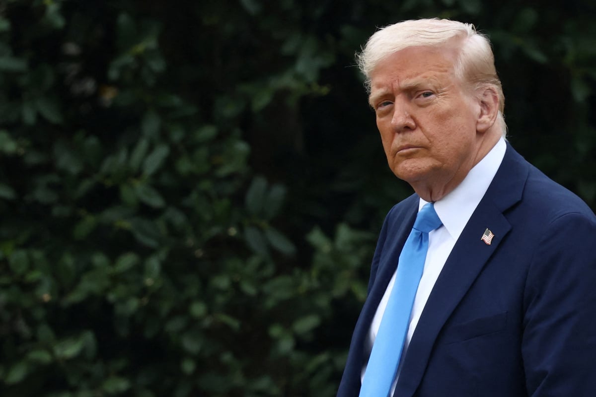 Trump turns to Supreme Court as judges block deportations