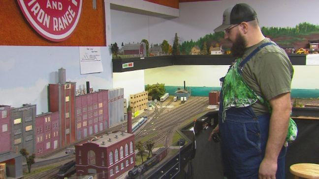 Paper Valley Model Railroad Club hosts winter open house, showcases ...