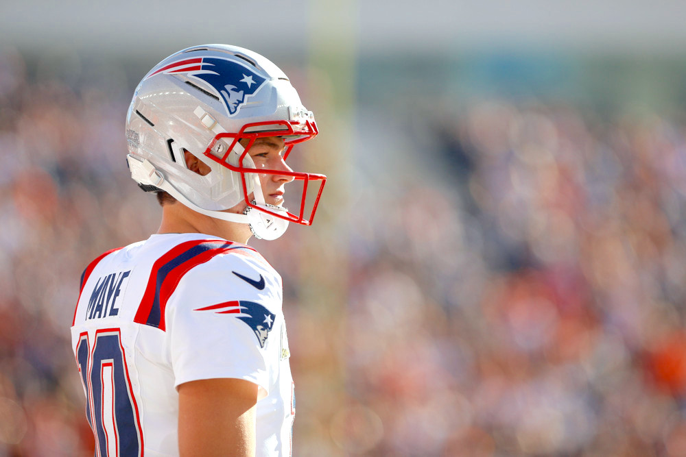 Fantasy football start 'em, sit 'em - Week 17 matchups analysis (2025)