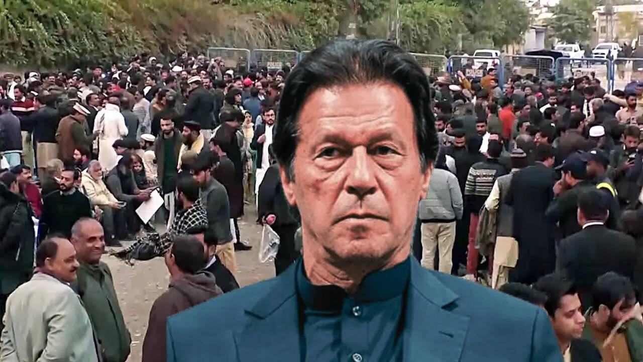Pakistan staring at civil unrest? 1,000-plus Imran Khan's PTI ...