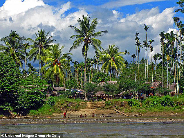 Fresh crisis for cruise ship that left behind an elderly passenger who ...