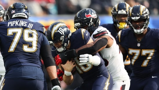 Who are the NFL Network announcers for today's Texans vs Chargers game ...