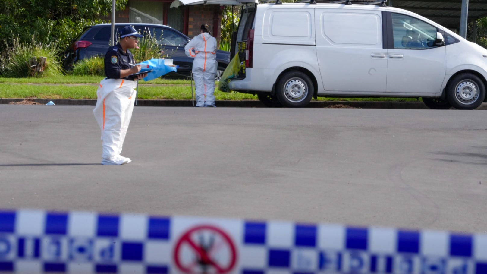 Two dead after Quakers Hill stabbing, with man arrested after screams heard