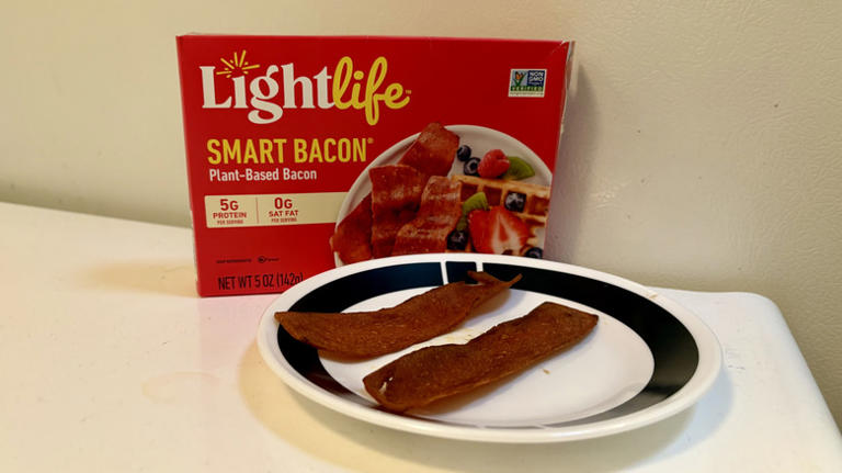 I tried 8 plant-based bacon brands and ranked them worst to best