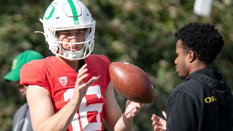 Oregon quarterback Austin Novosad's likely landing spot after transfer ...