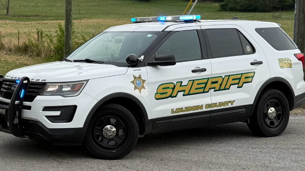 Man dies from self-inflicted gunshot wound after barricading himself ...