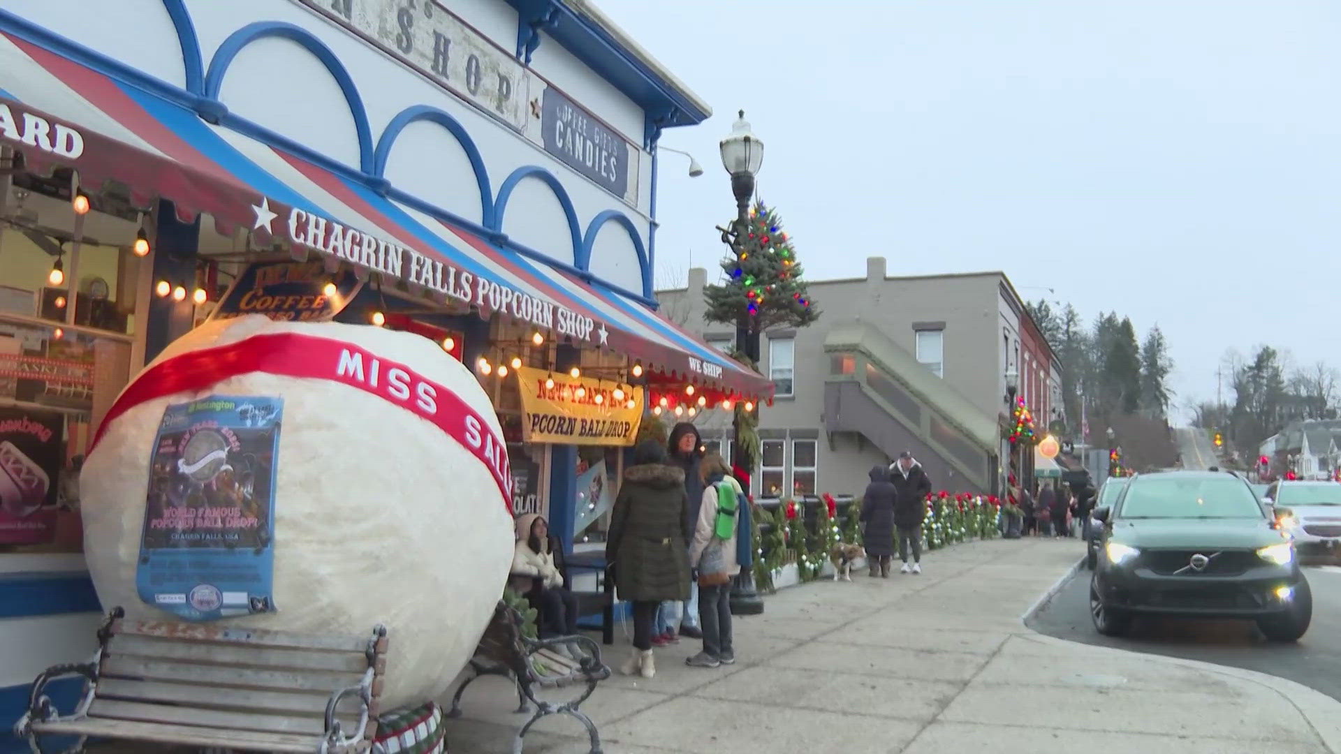 Chagrin Falls popcorn ball drop tradition to ring in the new year