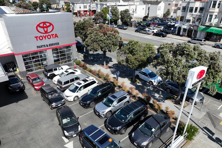 Trump says he "couldn't care less" if auto prices rise after imposing ...