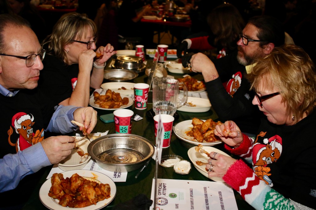 Buffalo, New York earns chicken wing world record