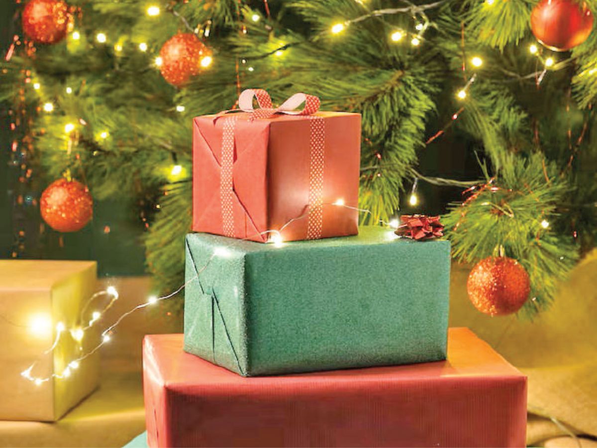 Tinsel and what stays