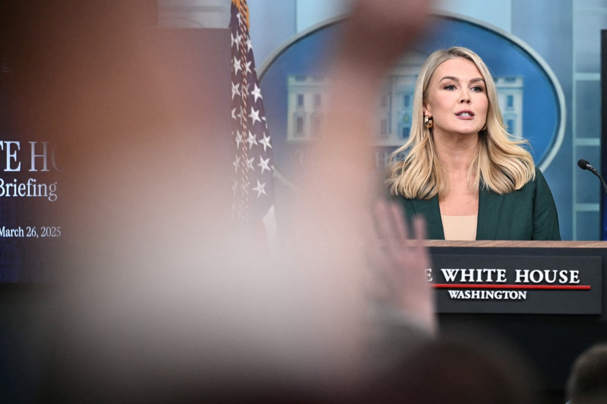 White House seriously considering taking control of who sits in press room