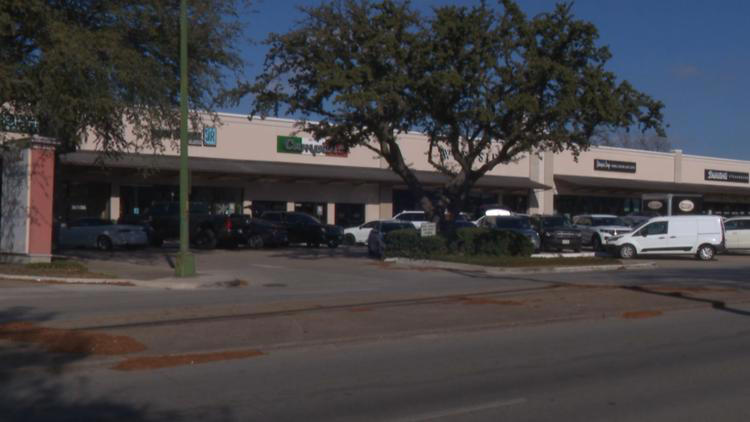 Longtime Dallas pizza restaurant has to temporarily close one location ...