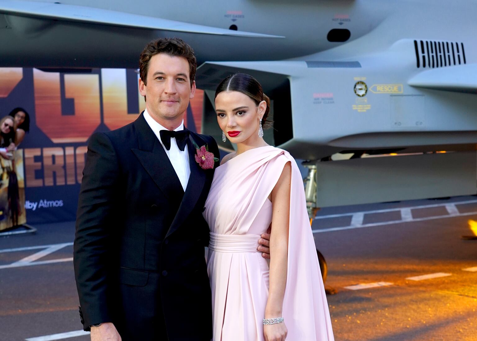 Miles Teller has wife’s wedding dress that was lost in fire remade for ...