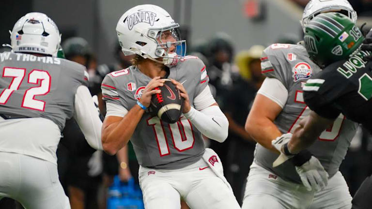 4,000-yard QB heavily linked to major college football program in ...