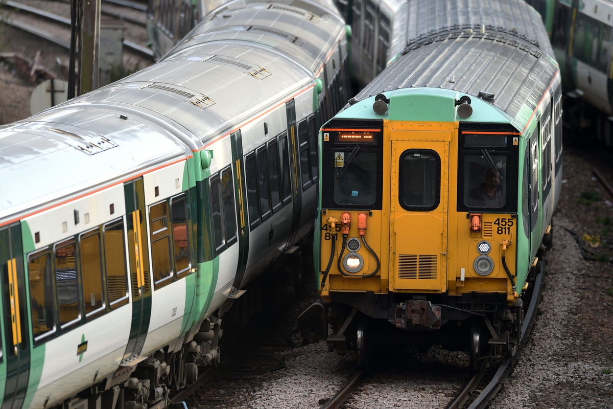 Train passengers face soaring fares with new contactless payment rules