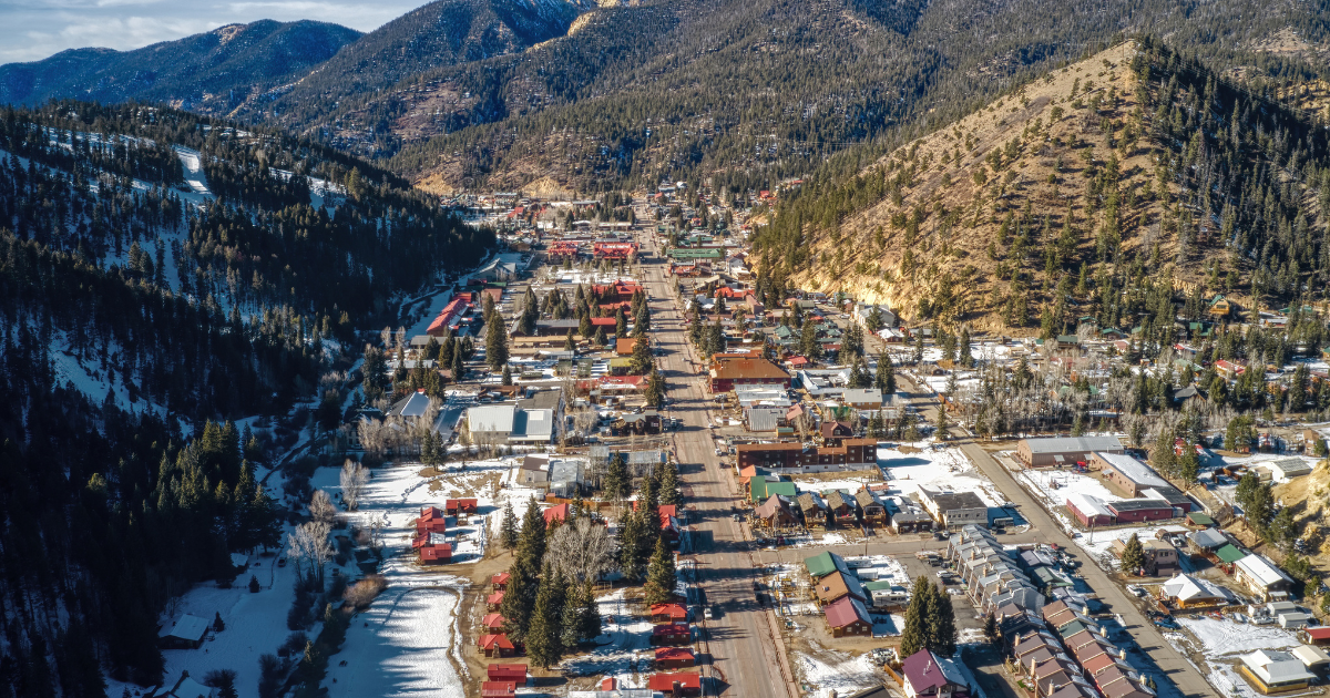 Plan a wonderful weekend getaway to charming Red River, New Mexico