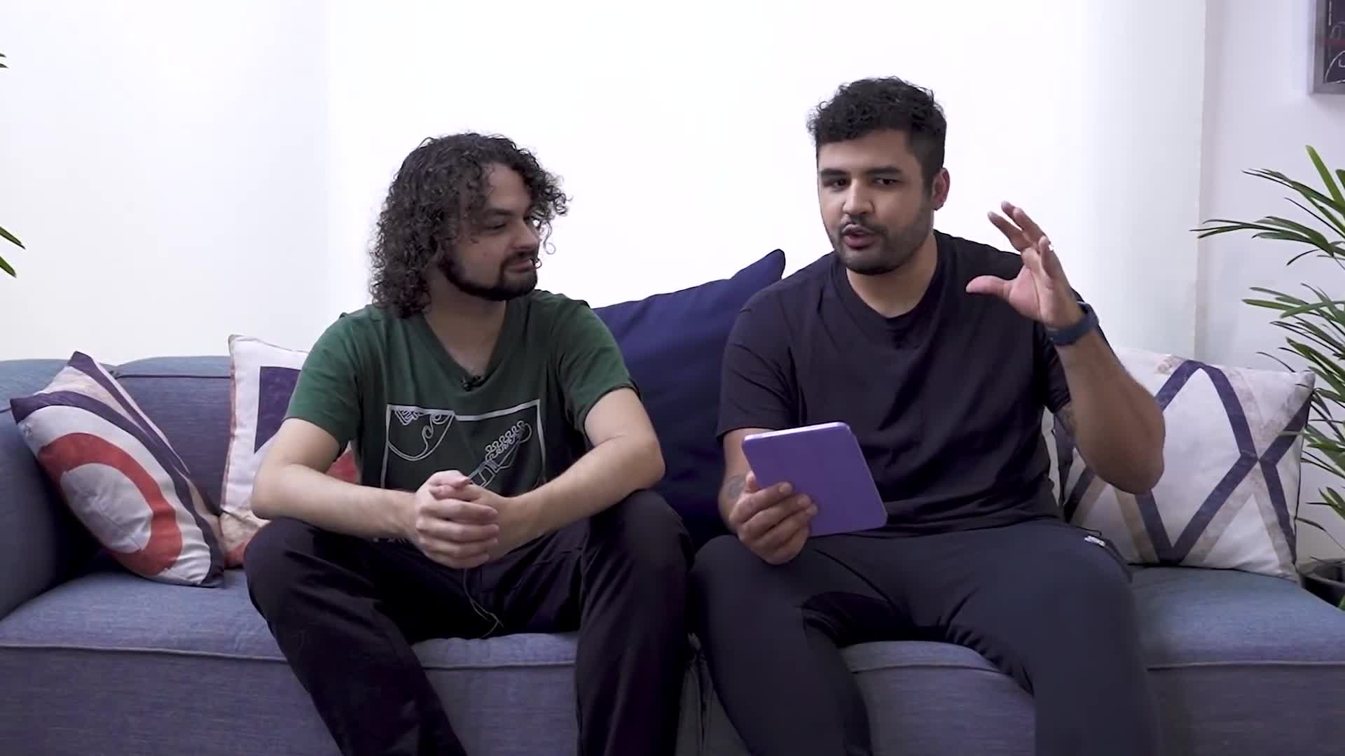 Gringo adivinhando nome de famosos brasileiros