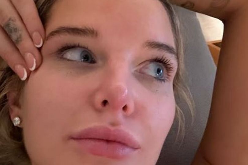 Helen Flanagan shares 'struggle' of Christmas without her kids as she ...