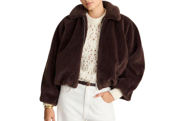 Martha Stewart wore the most low-key version of Taylor Swift's it-girl ...