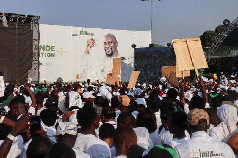 Guinea votes in presidential election expected to cement Doumbouya's rule